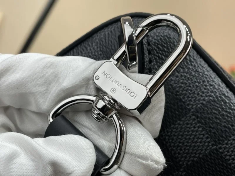 Cut-rate Louis Vuitton Waist Chest Packs