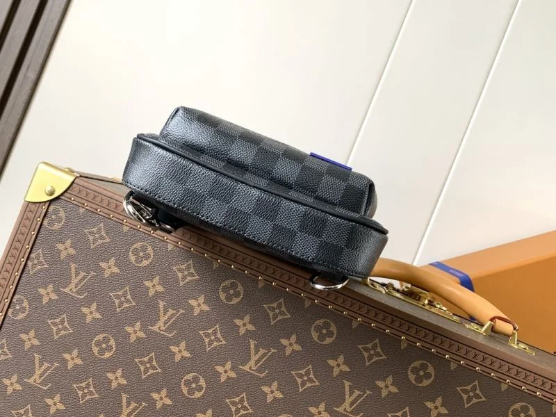 Accurate model Louis Vuitton Waist Chest Packs