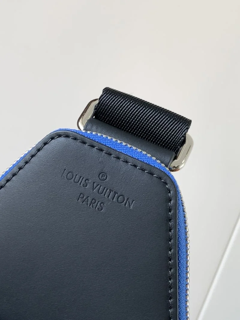 Accurate model Louis Vuitton Waist Chest Packs
