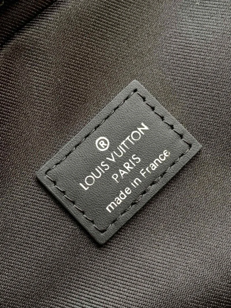 Accurate model Louis Vuitton Waist Chest Packs