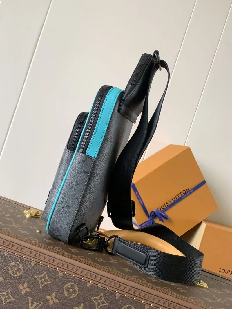 Brand-authenticated Louis Vuitton Waist Chest Packs
