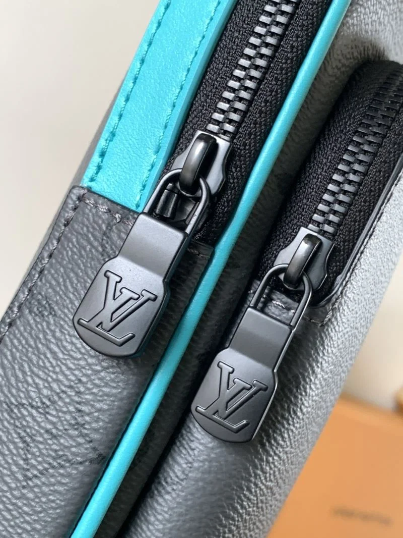 Brand-authenticated Louis Vuitton Waist Chest Packs