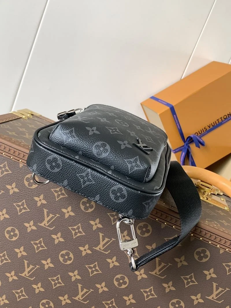 Accurate model Louis Vuitton Waist Chest Packs