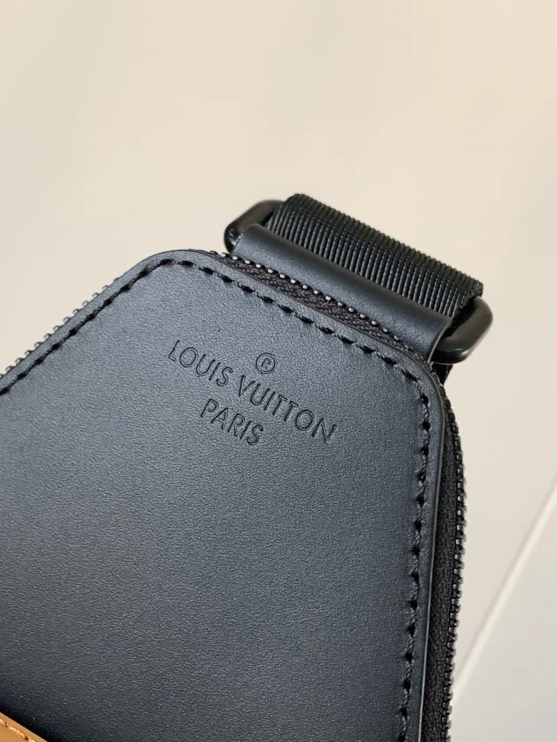 Brand-authenticated Louis Vuitton Waist Chest Packs