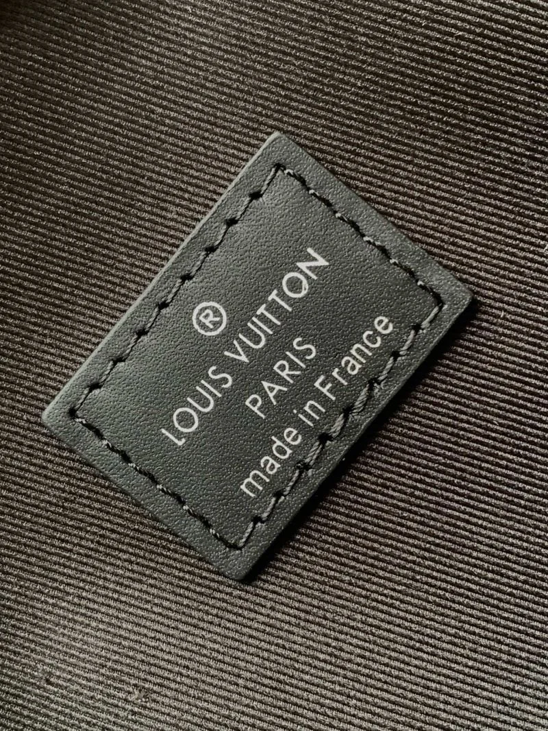 Brand-authenticated Louis Vuitton Waist Chest Packs