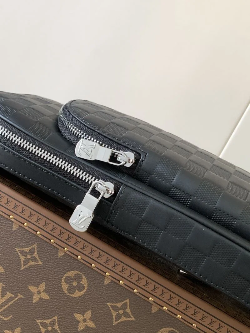 Top mirror Louis Vuitton Waist Chest Packs