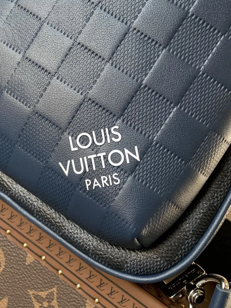 High fidelity Louis Vuitton Waist Chest Packs