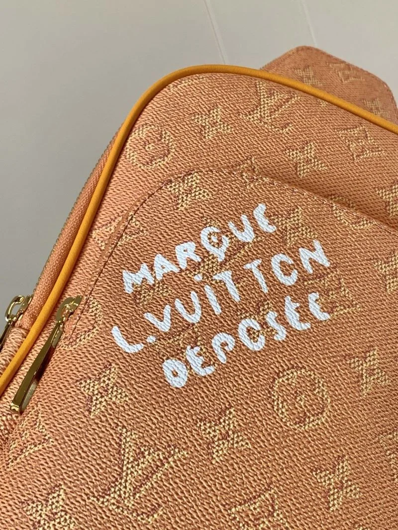 Brand-authenticated Louis Vuitton Waist Chest Packs