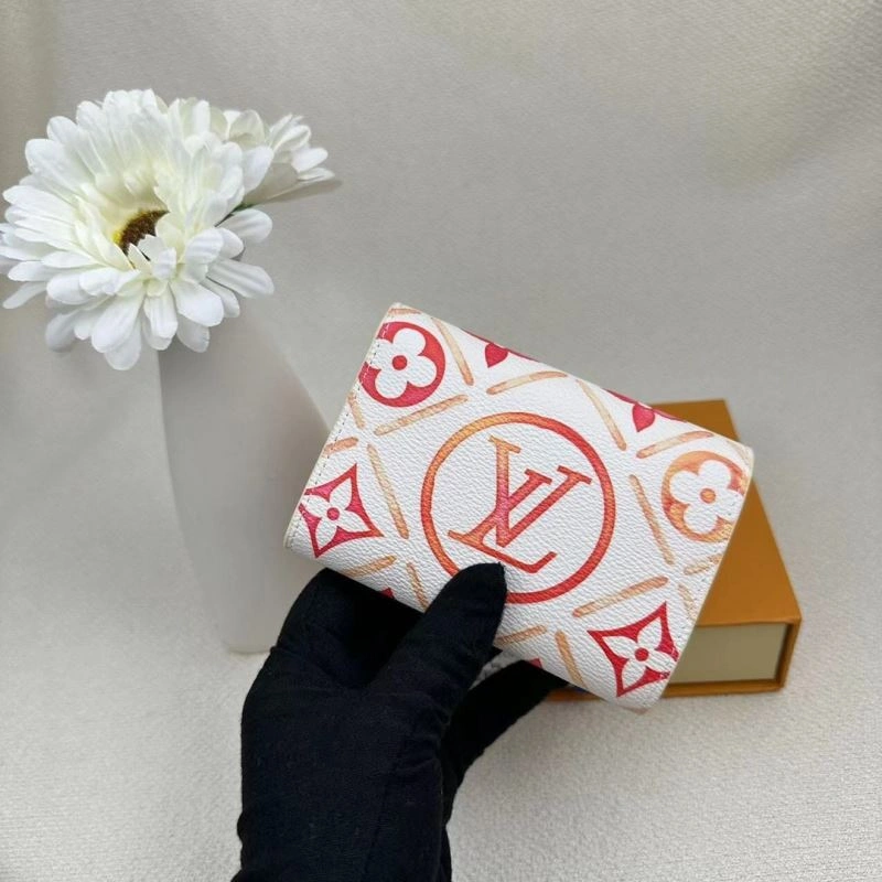 Indistinguishable Louis Vuitton Wallets Purse
