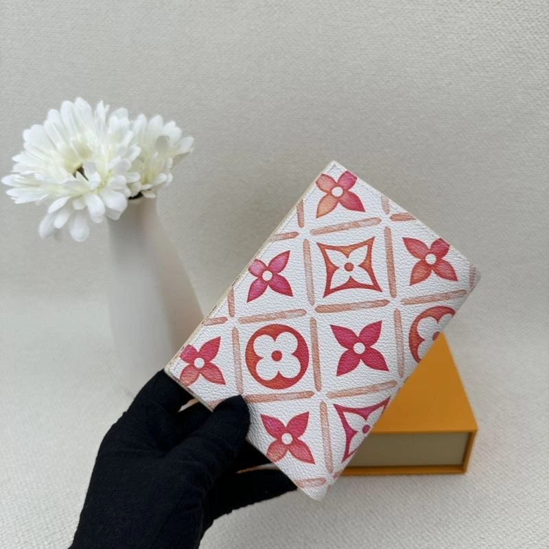 High accuracy Louis Vuitton Wallets Purse