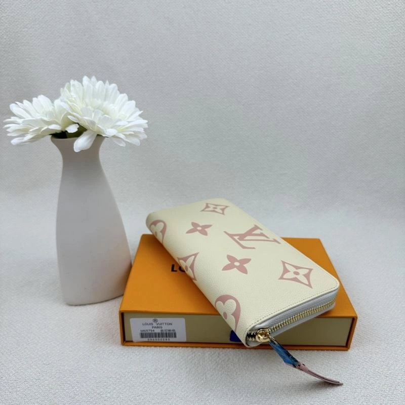 Accurate model Louis Vuitton Wallets Purse