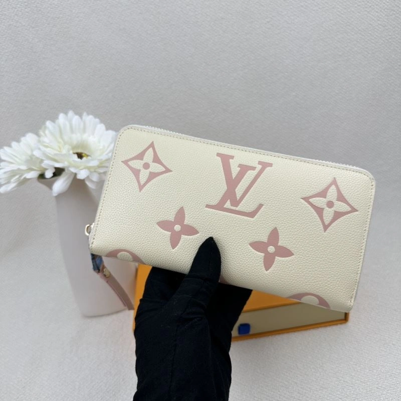 Accurate model Louis Vuitton Wallets Purse