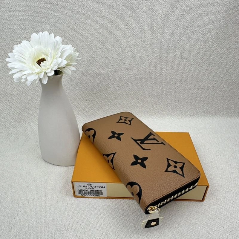 Authentic Louis Vuitton Wallets Purse