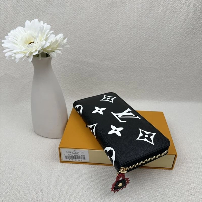 Brand-authenticated Louis Vuitton Wallets Purse