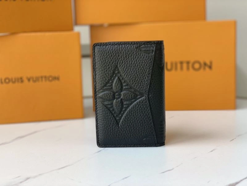 Indistinguishable Louis Vuitton Wallets Purse