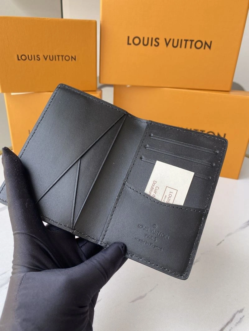 Indistinguishable Louis Vuitton Wallets Purse