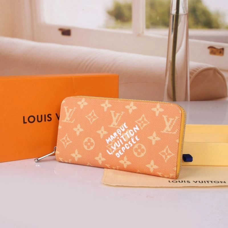 Exact replica Louis Vuitton Wallets Purse