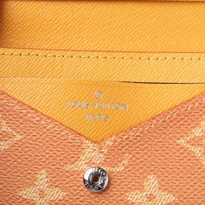 Exact replica Louis Vuitton Wallets Purse