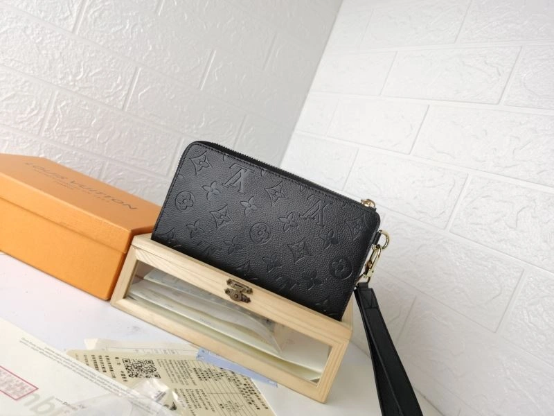 Brand-authenticated Louis Vuitton Wallets Purse