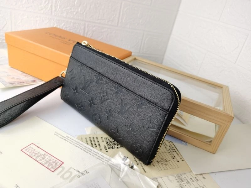 Brand-authenticated Louis Vuitton Wallets Purse