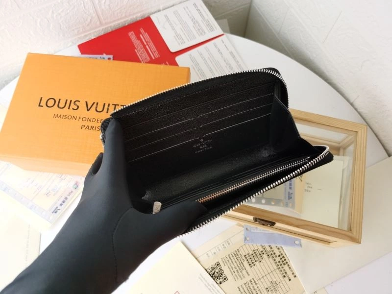 Precise copy Louis Vuitton Wallets Purse