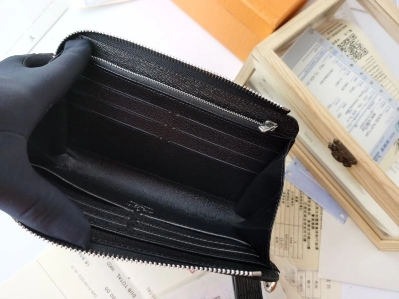 Precise copy Louis Vuitton Wallets Purse
