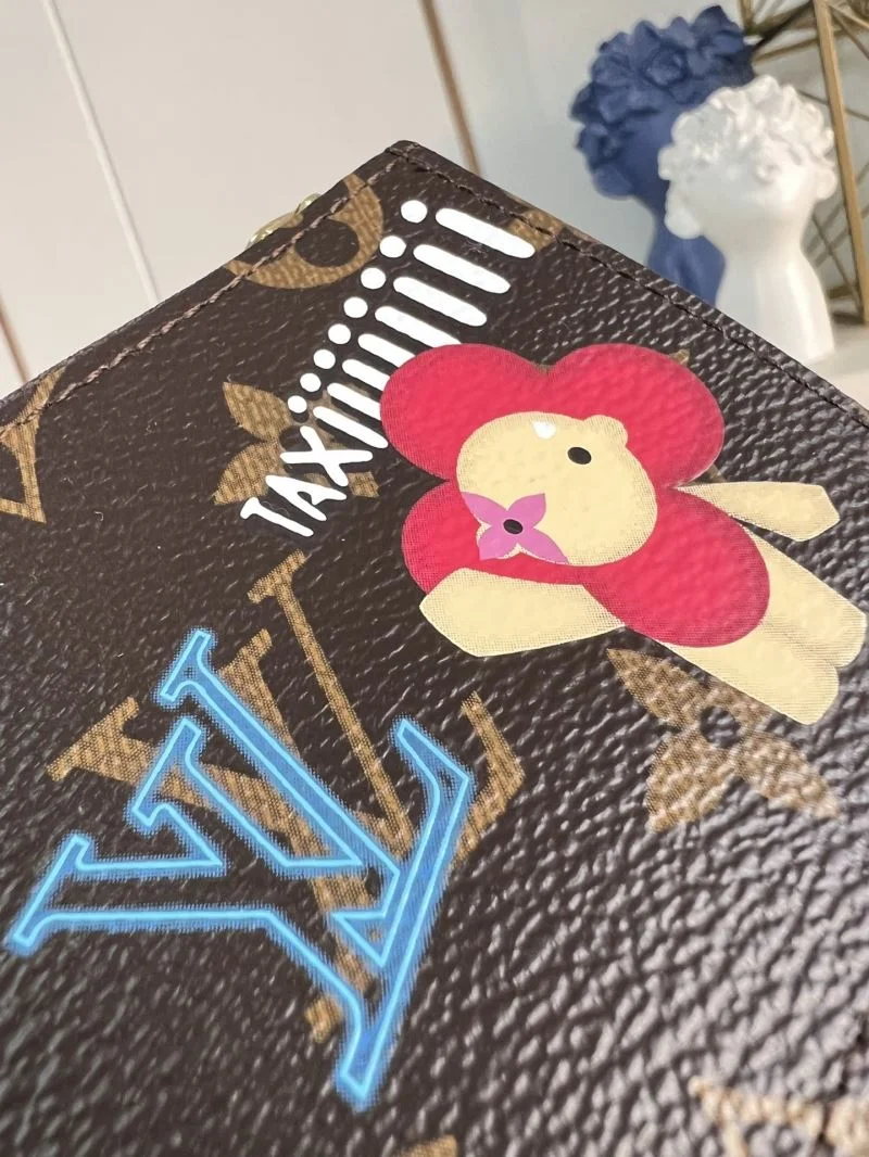 Value-priced Louis Vuitton Wallets Purse