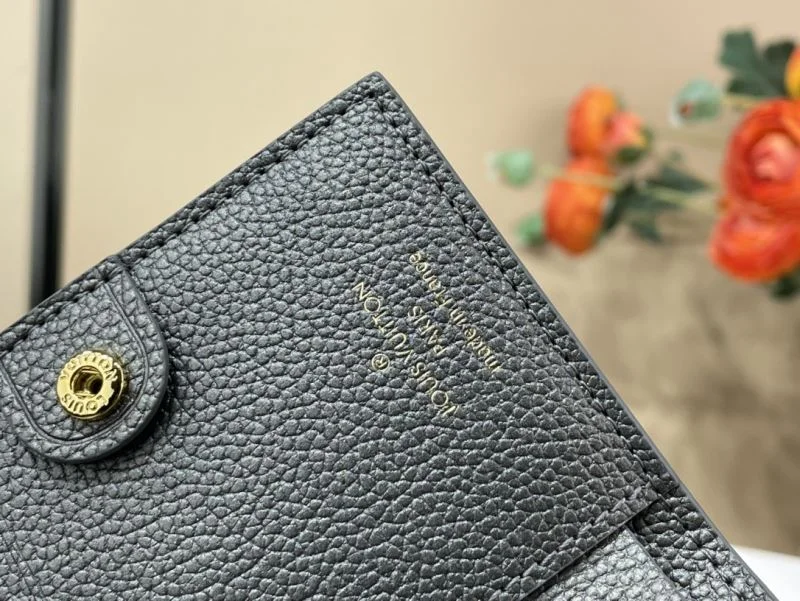 High accuracy Louis Vuitton Wallets Purse