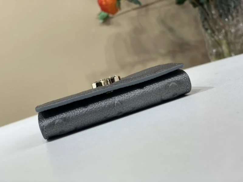 Exact replica Louis Vuitton Wallets Purse