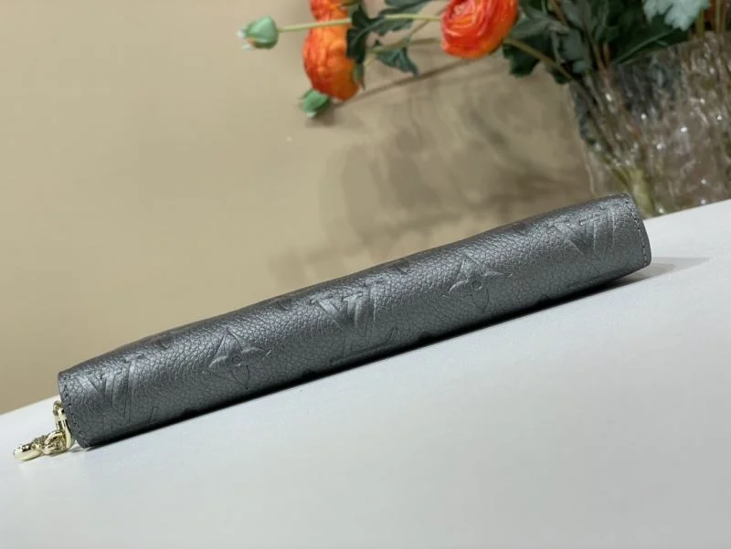 Reasonably priced Louis Vuitton Wallets Purse