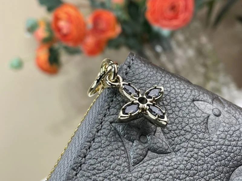 Reasonably priced Louis Vuitton Wallets Purse