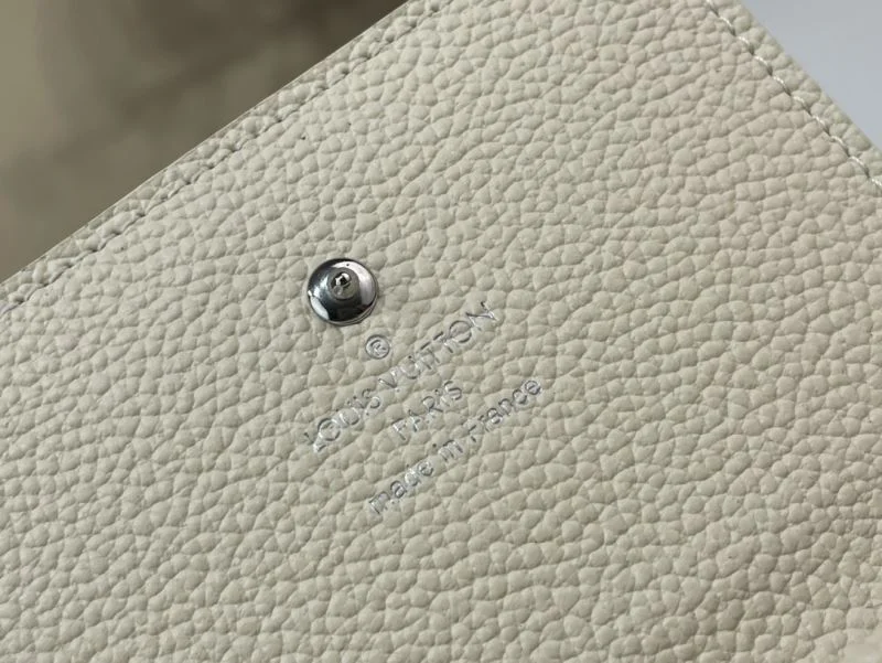 Accurate model Louis Vuitton Wallets Purse