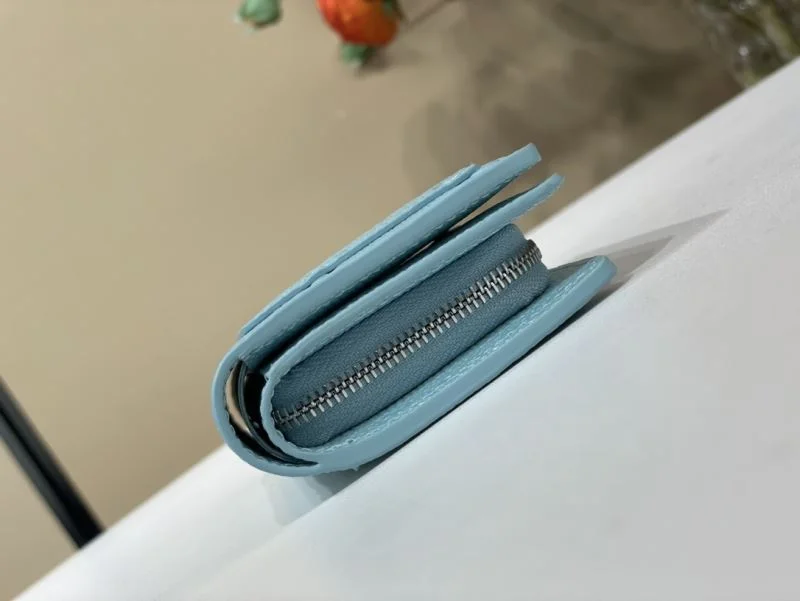 Value-priced Louis Vuitton Wallets Purse