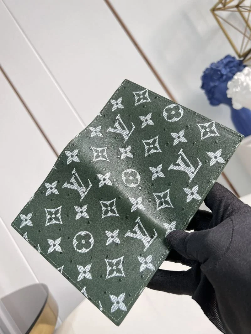 Value-priced Louis Vuitton Wallets Purse