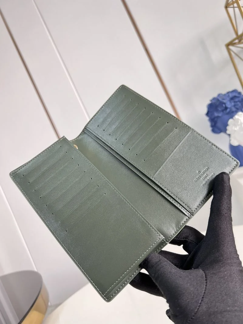 Reasonably priced Louis Vuitton Wallets Purse