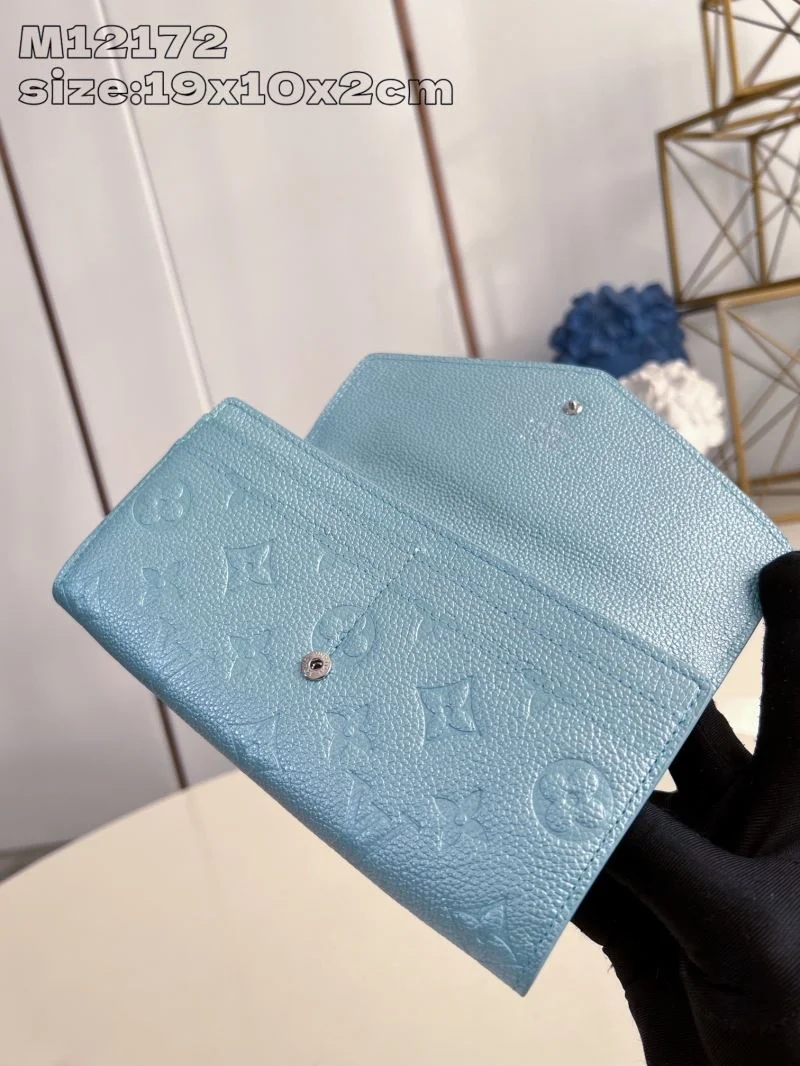 Exact replica Louis Vuitton Wallets Purse