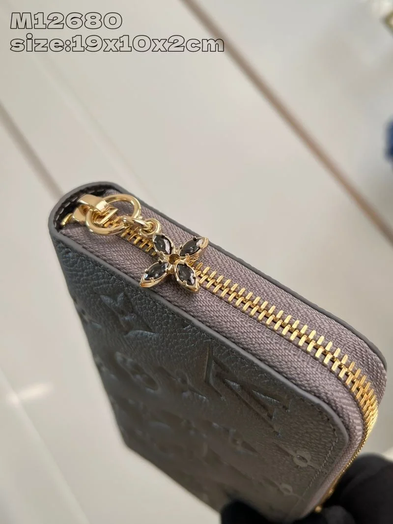 Value-priced Louis Vuitton Wallets Purse