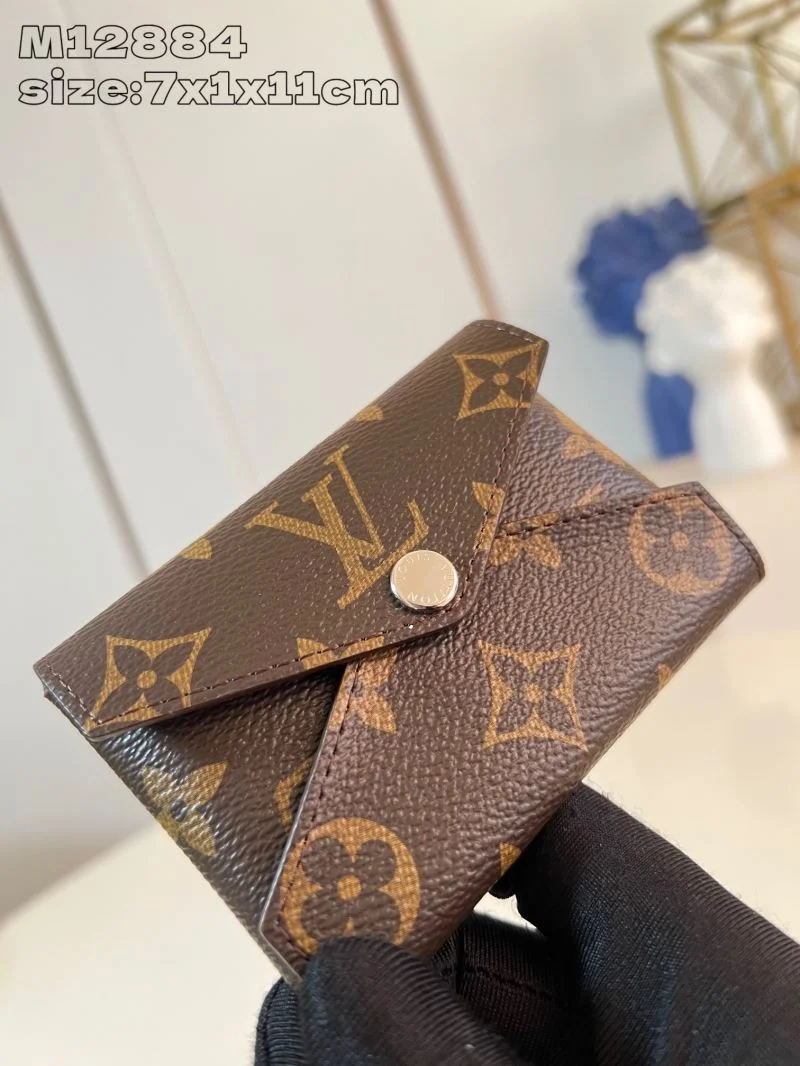 Value-priced Louis Vuitton Wallets Purse