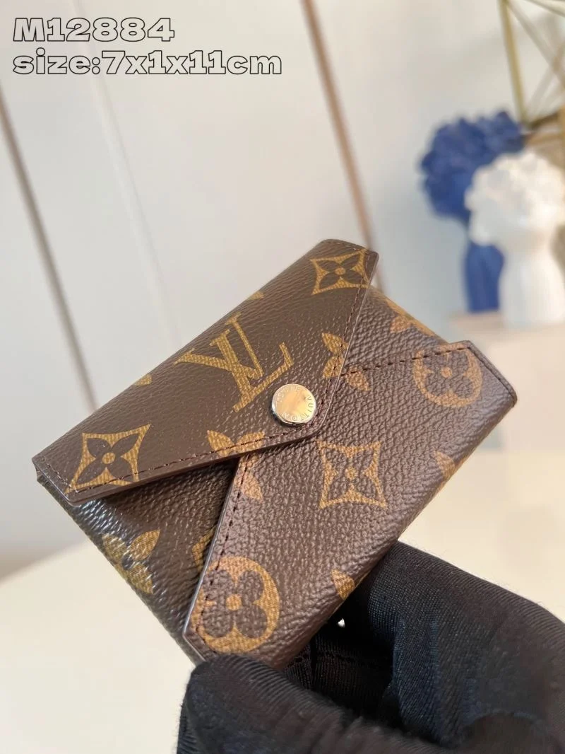 High accuracy Louis Vuitton Wallets Purse