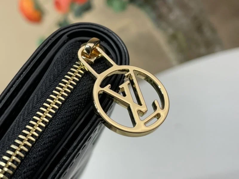 Top match Louis Vuitton Wallets Purse