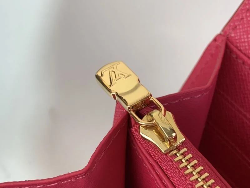 Exact replica Louis Vuitton Wallets Purse