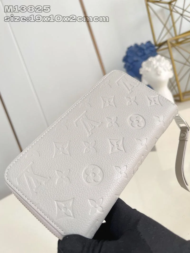 Value-priced Louis Vuitton Wallets Purse