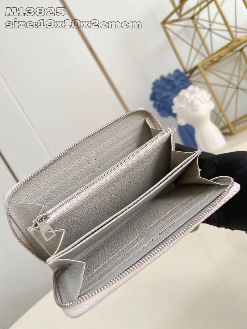 Value-priced Louis Vuitton Wallets Purse