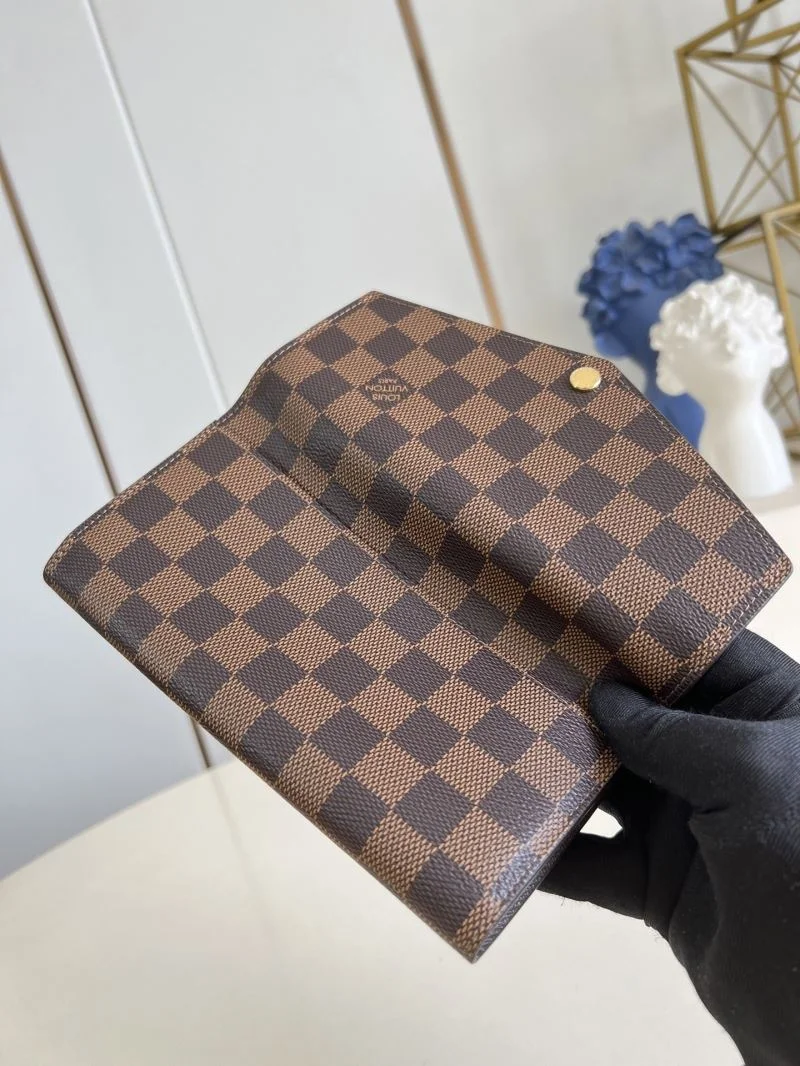 Value-priced Louis Vuitton Wallets Purse