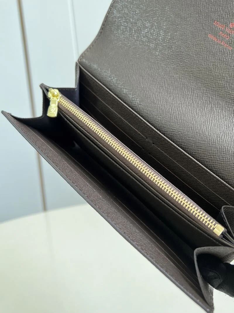 Value-priced Louis Vuitton Wallets Purse