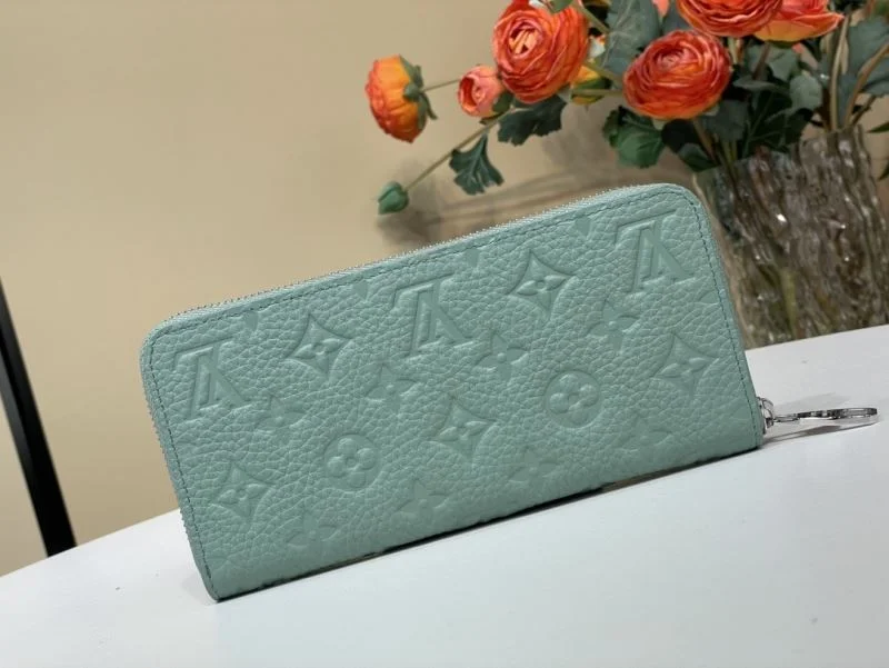 High accuracy Louis Vuitton Wallets Purse