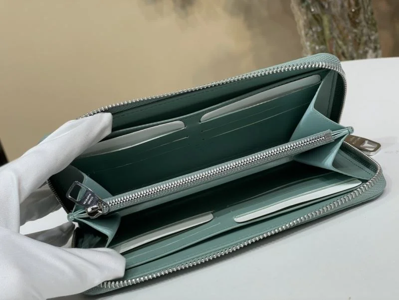 High accuracy Louis Vuitton Wallets Purse