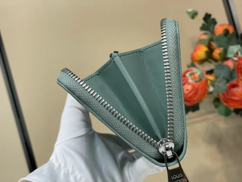 High accuracy Louis Vuitton Wallets Purse