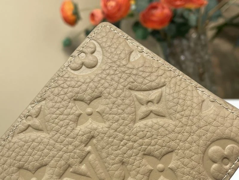 High fidelity Louis Vuitton Wallets Purse