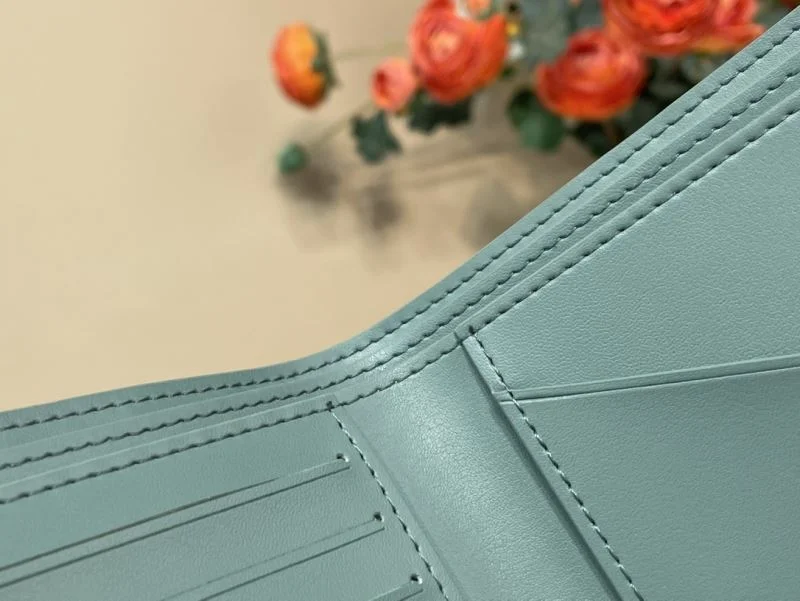 Reasonably priced Louis Vuitton Wallets Purse